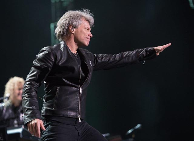 Classic Carols | Entertainment