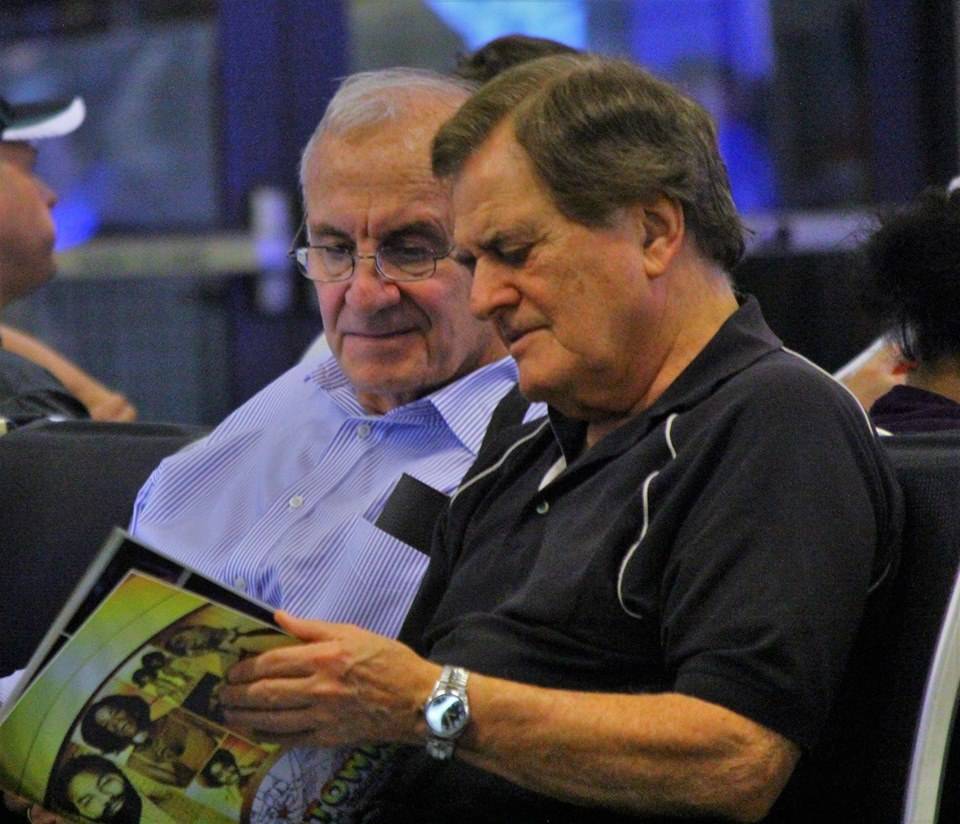 Las Vegas music legend Vincent Falcone, conductor for Sinatra, dies at ...