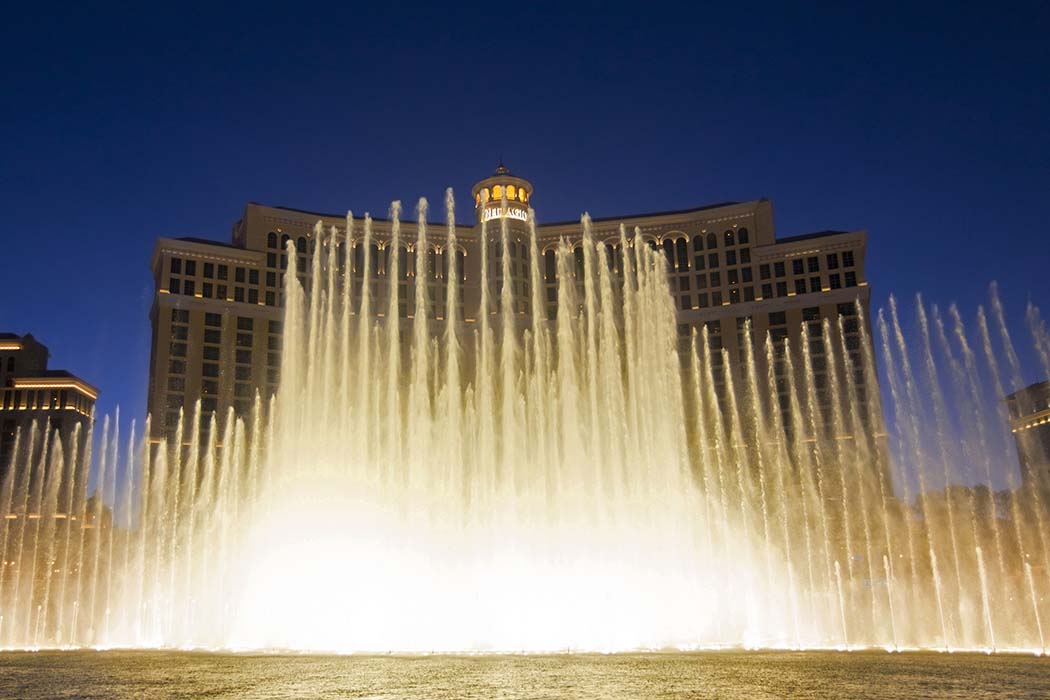 Top 10 most iconic moments at The Fountains of Bellagio | Entertainment