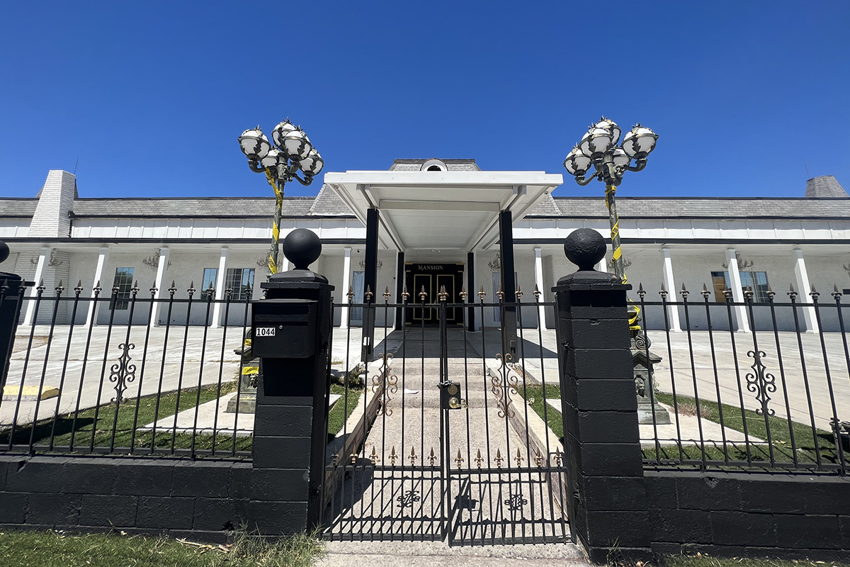 Las Vegas party mansion Hartland Mansion to be razed | Kats!