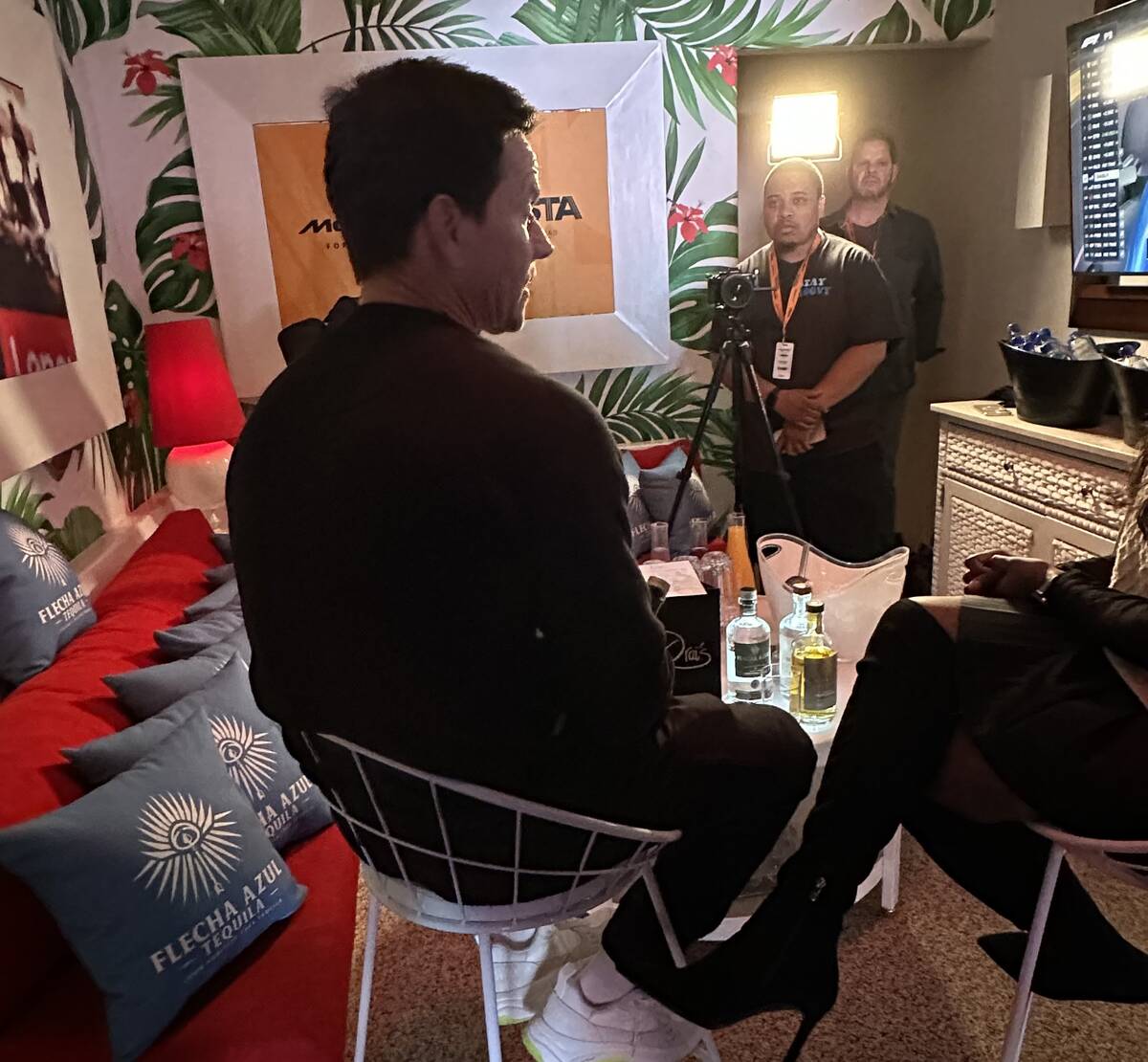 Mark Wahlberg announces Las Vegas Strip movie premiere | Kats!