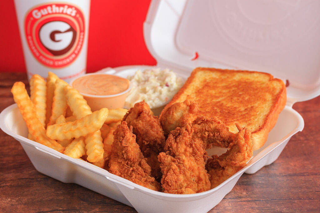 Guthrie’s fried chicken fingers return to Las Vegas Valley | Dining Out