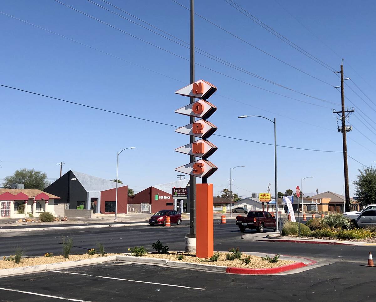 Norms diner, beloved Southern California chain, about to debut in Las ...