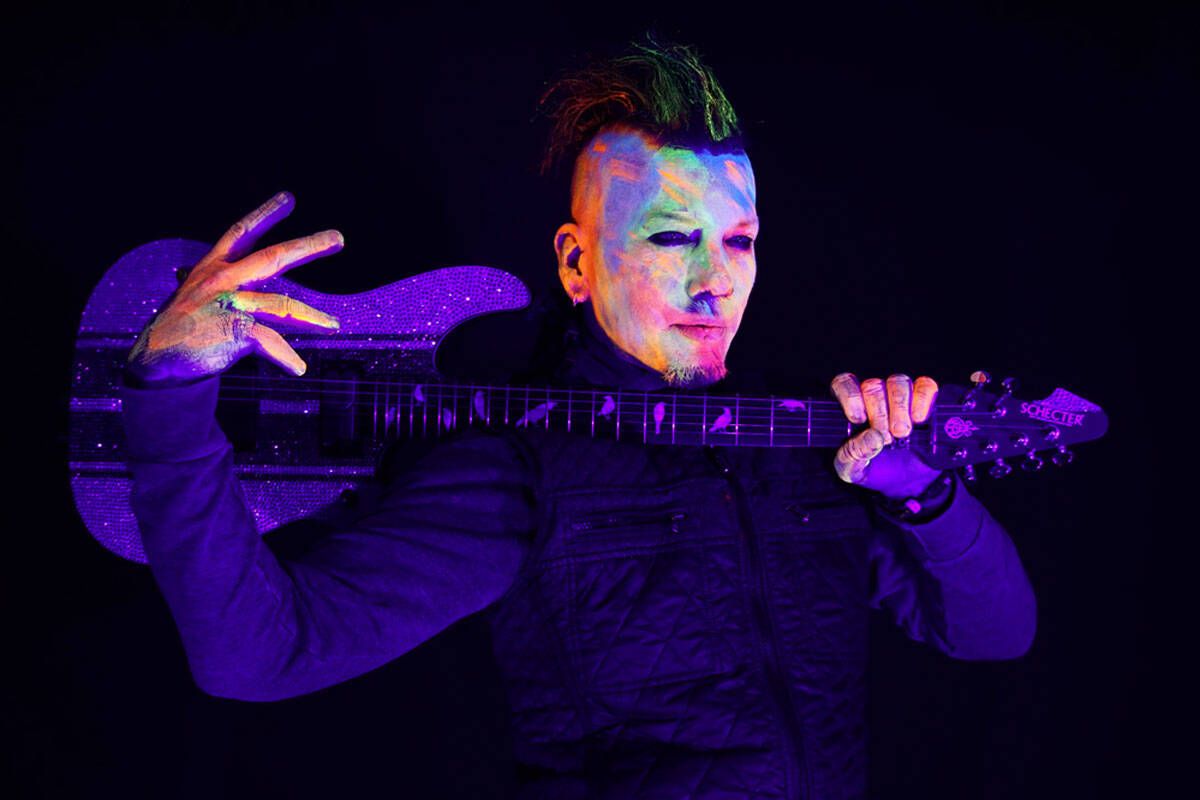 Pitbull picks Ashba as opening act for Fontainebleau Las Vegas shows ...