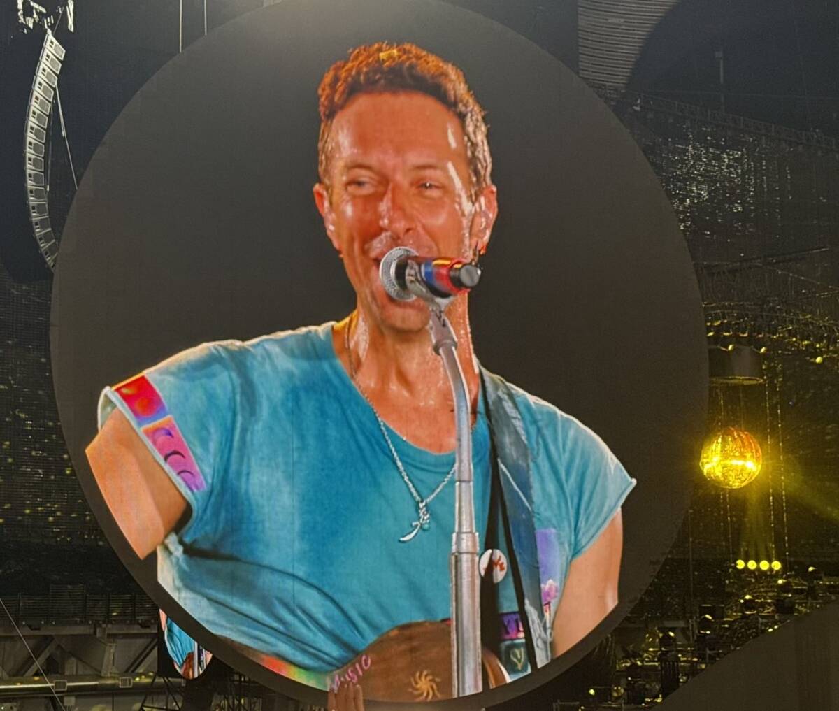 Coldplay at Allegiant Stadium, memorable experience | Kats!