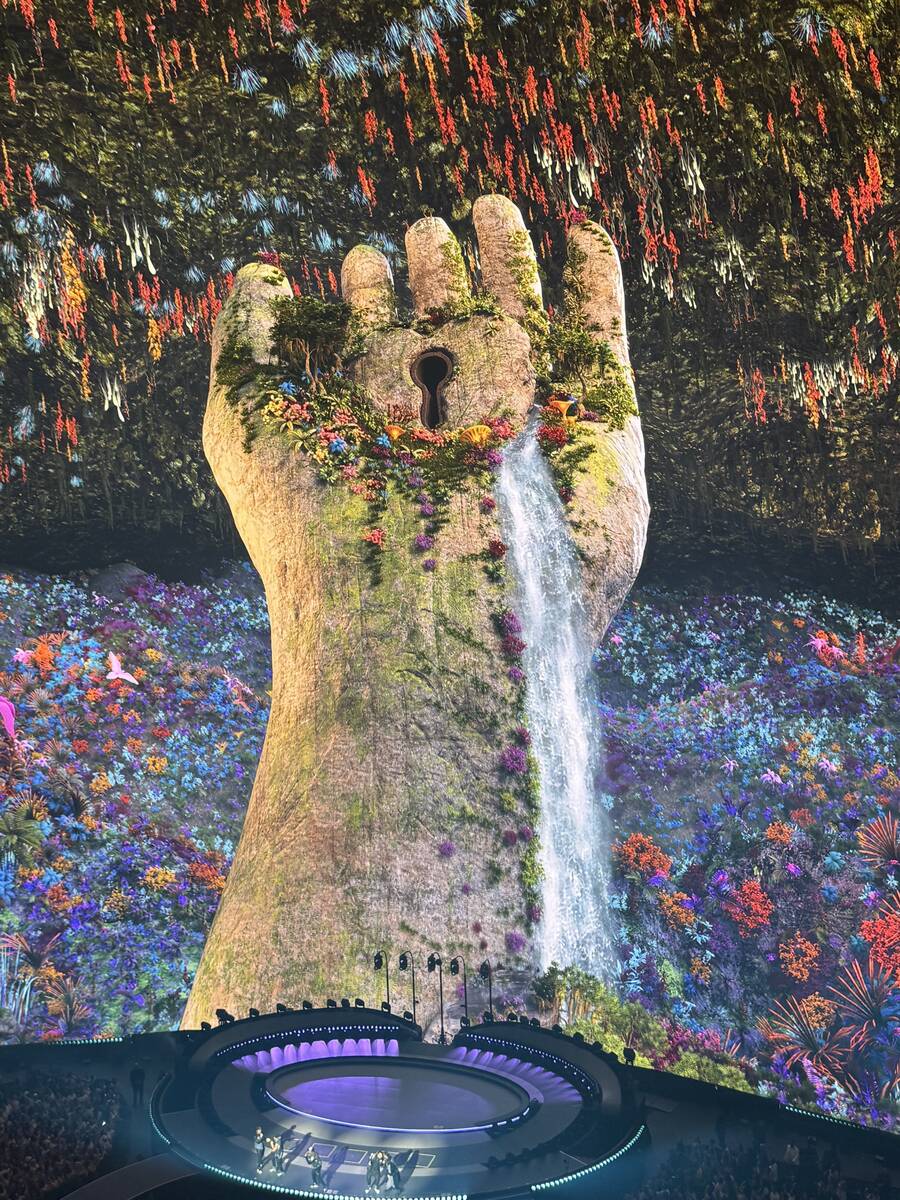 How Backstreet Boys built an epic experience at Sphere | Kats!