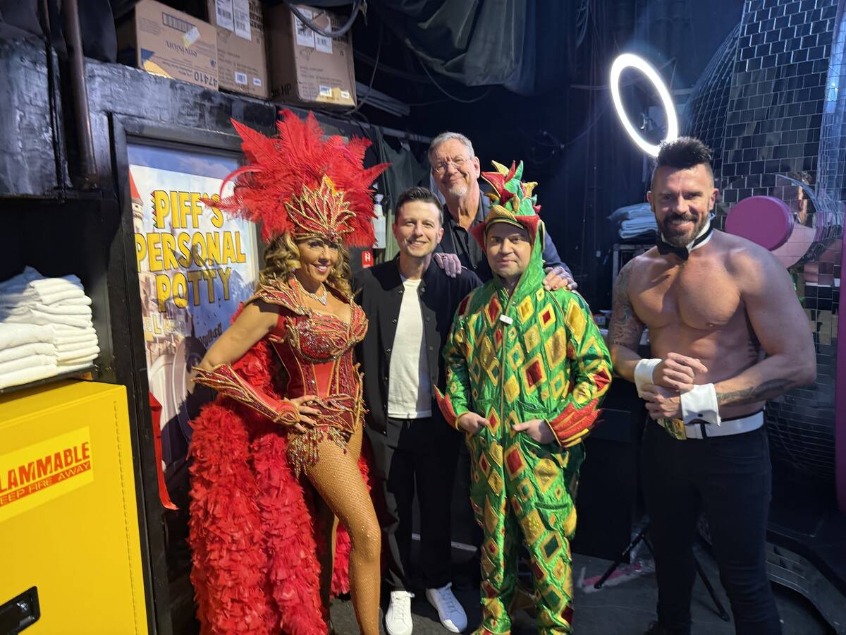 Piff the Magic Dragon earns odd honor as 10-year Las Vegas Strip ...
