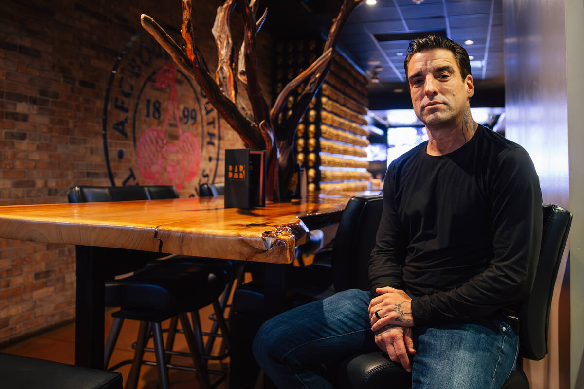 Born and Raised bar owner fighting to hang onto last one | Dining Out