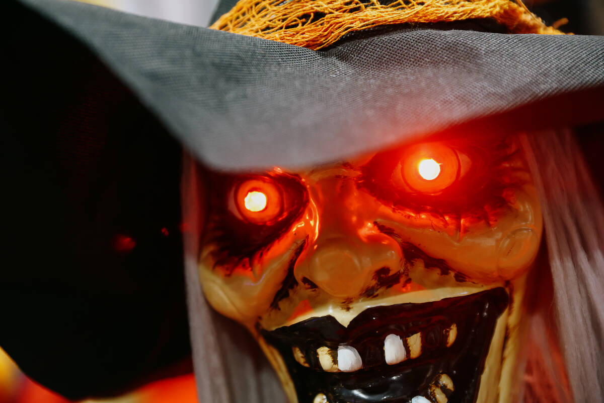 The Spooky Awards highlight the Halloween & Party Expo in Las Vegas ...